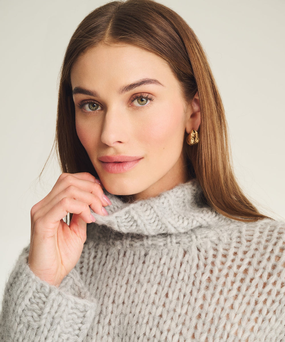 Lofty Alpaca Turtleneck Sweater – NAADAM